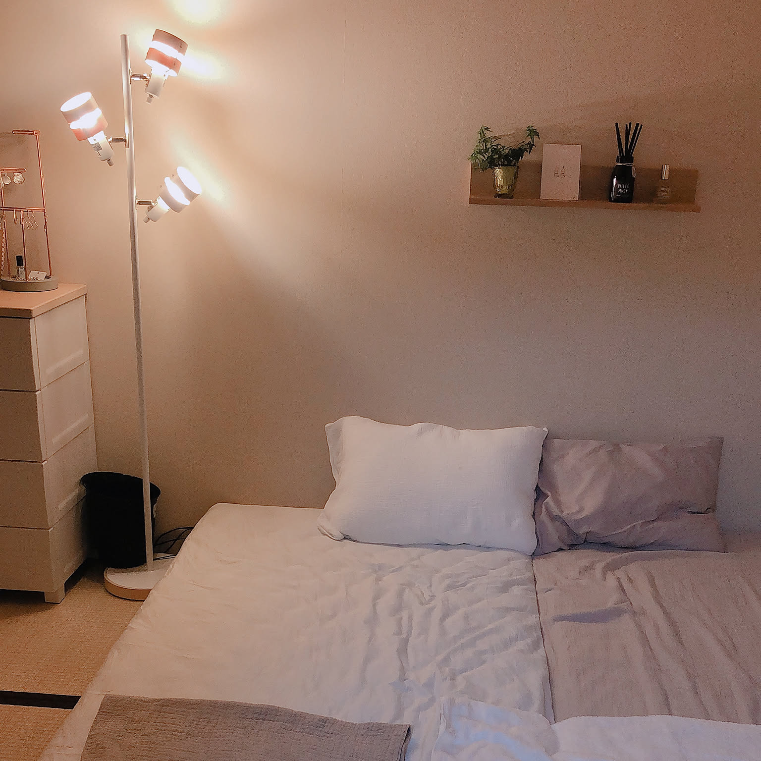 ベッド周り/ペンダントシェード/和室/2DK 賃貸/ナチュラル...などのインテリア実例 - 2015-10-29 13:15:16 ｜ RoomClip（ルームクリップ ...