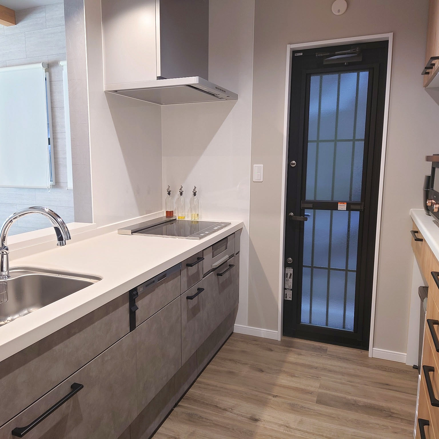 キッチン/LIXIL/私のインテリア with LIXIL/カップボード/勝手口...などのインテリア実例 - 2023-01-22 09:12:45 ｜ RoomClip（ルームクリップ）