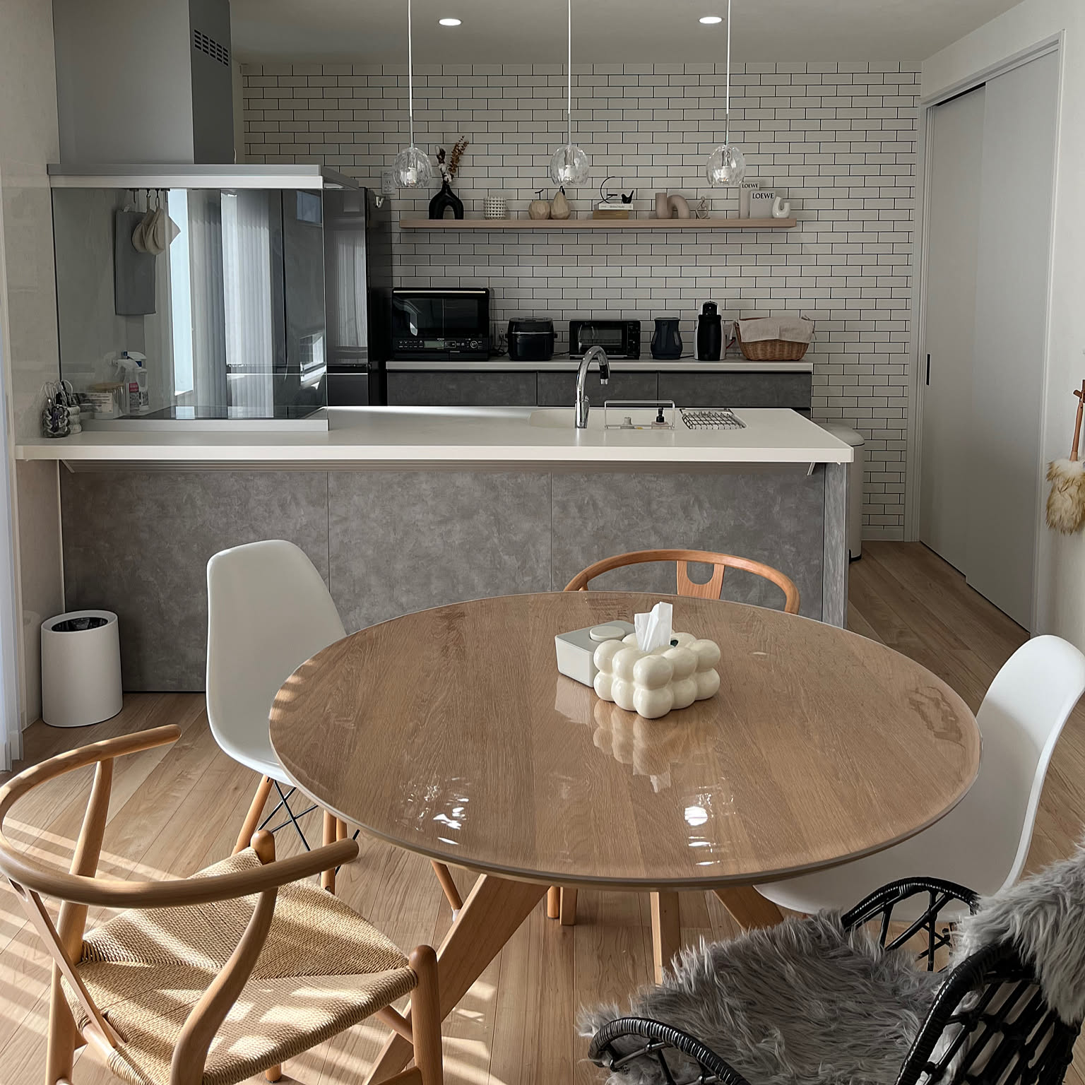 キッチン/壁紙/アクセントクロス/3COINS/モノトーン...などのインテリア実例 - 2023-11-19 14:23:17 ｜ RoomClip（ルームクリップ）