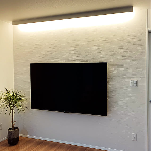 間接照明 壁掛けテレビのおすすめ商品とおしゃれな実例 間接照明 壁掛けテレビのおすすめ商品とおしゃれな実例