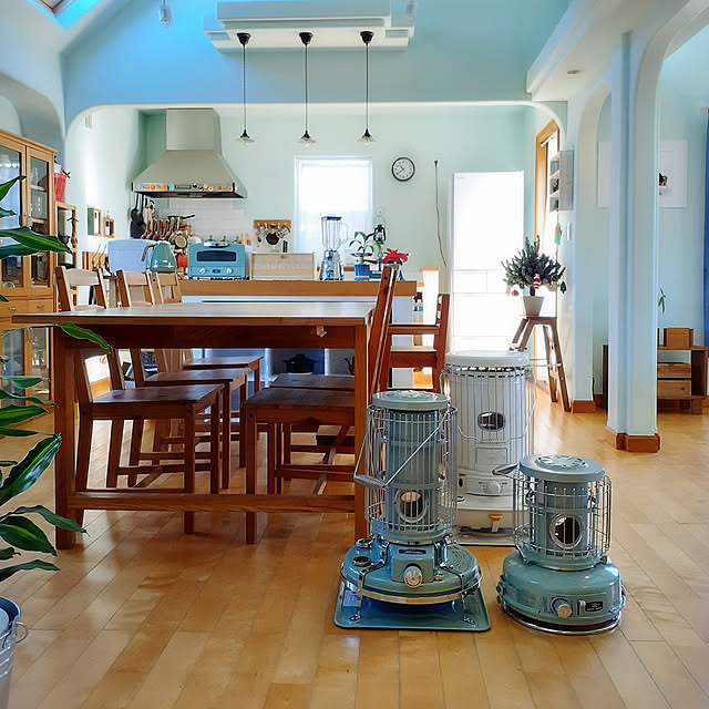 部屋全体 アラジンストーブのおすすめ商品とおしゃれな実例 部屋全体 アラジンストーブのおすすめ商品とおしゃれな実例