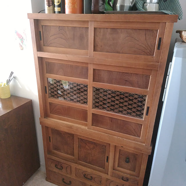レトロ 茶箪笥のおしゃれなインテリア・部屋・家具の実例 レトロ 茶箪笥のおしゃれなインテリア・部屋・家具の実例