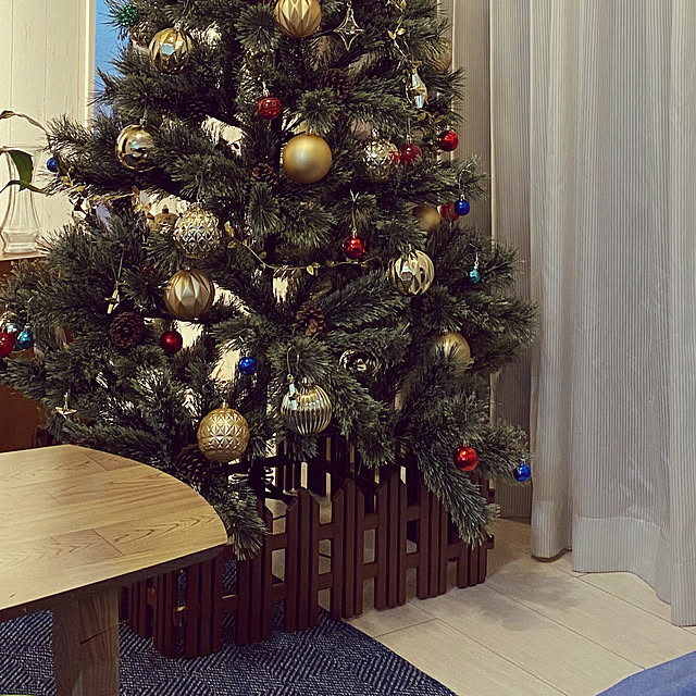 クリスマスツリー足元隠しのおすすめ商品とおしゃれな実例 クリスマスツリー足元隠しのおすすめ商品とおしゃれな実例