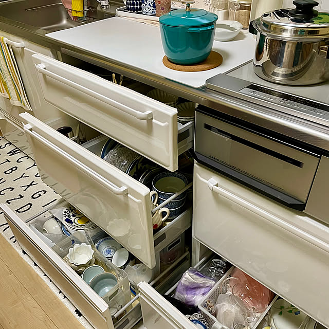 食器棚 ホーローのおすすめ商品とおしゃれな実例 | RoomClip 食器棚 ホーローのおすすめ商品とおしゃれな実例 | RoomClip