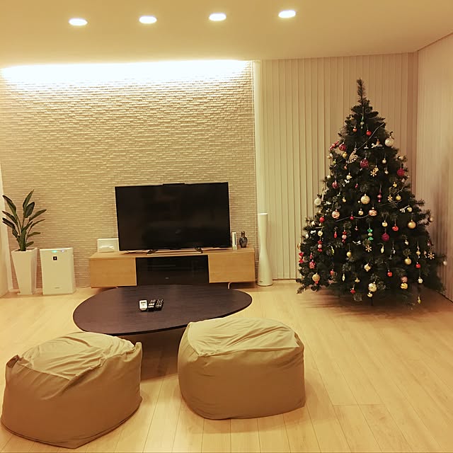 クリスマスツリー210㎝のおすすめ商品とおしゃれな実例 クリスマスツリー210㎝のおすすめ商品とおしゃれな実例