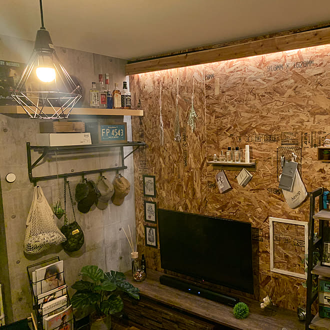 棚/黒板塗料/OSB合板/ディアウォール DIY/壁掛けテレビのインテリア実例 - 2017-06-19 00:56:26 ｜ RoomClip（ルームクリップ） | RoomClip（ルーム ...