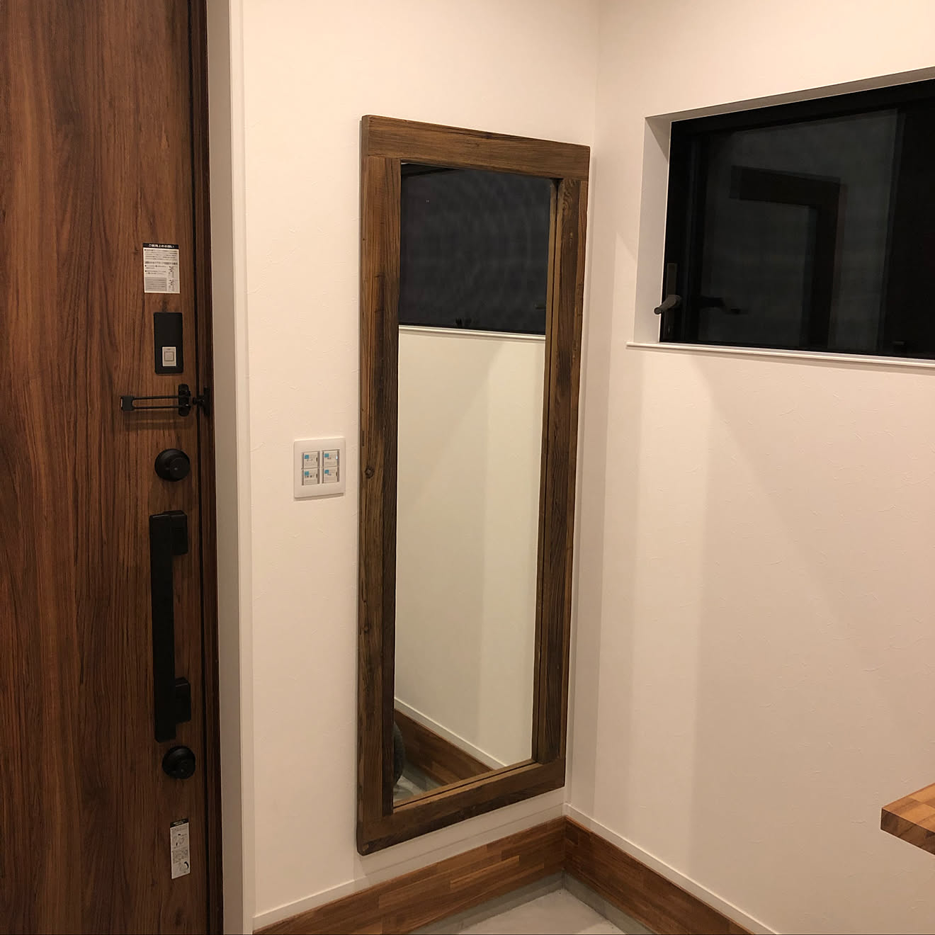 玄関/入り口/LIXIL玄関ドア/壁掛け鏡/全身鏡/姿見鏡...などのインテリア実例 - 2019-01-20 21:36:26 ...