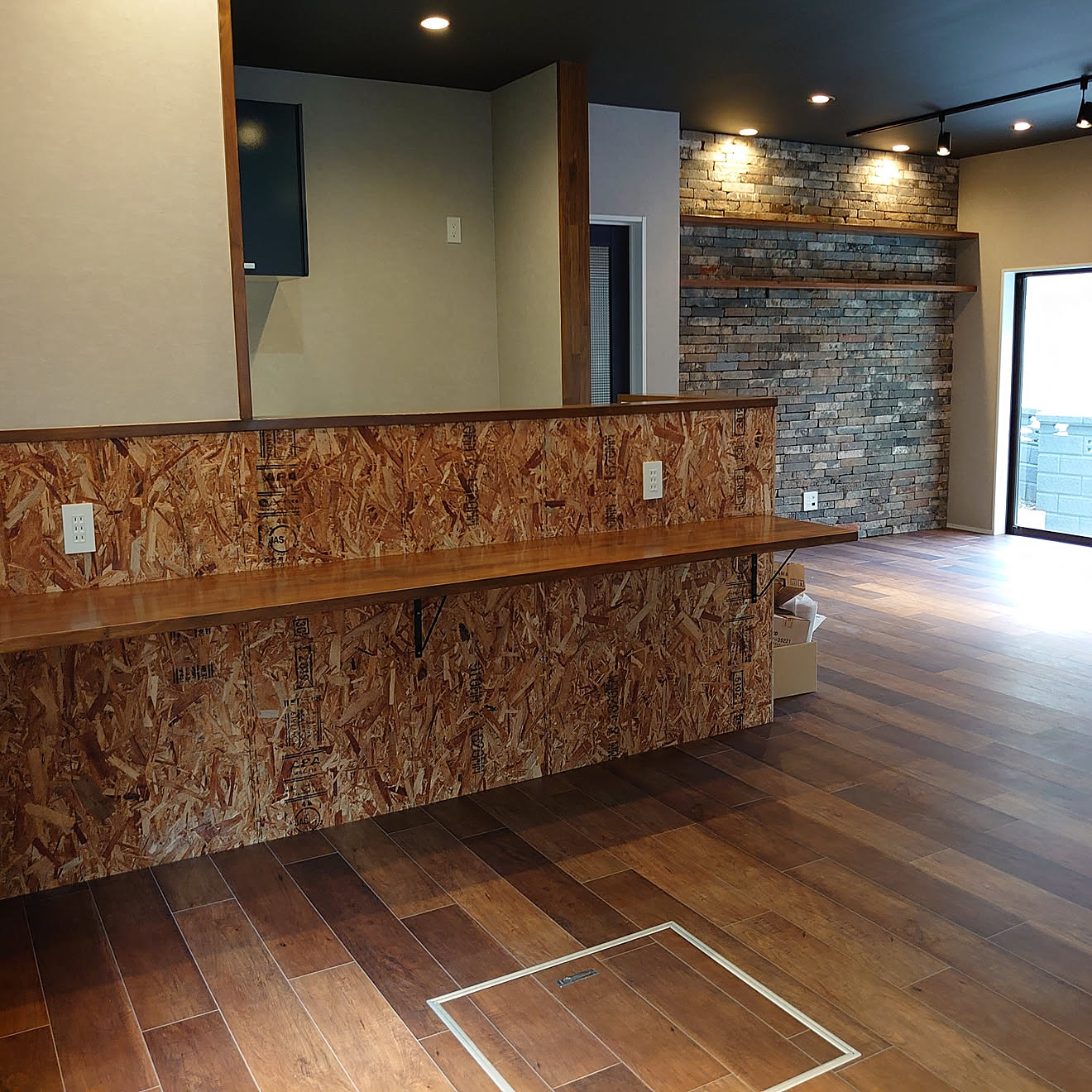 リビング/エジソンバルブ/オーガスタ/ニトリ/植中毒...などのインテリア実例 - 2017-08-29 07:32:39 ...