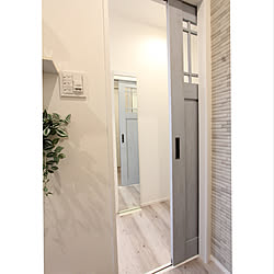 玄関/入り口/LIXIL玄関ドア/壁掛け鏡/全身鏡/姿見鏡...などのインテリア実例 - 2019-01-20 21:36:26 ...