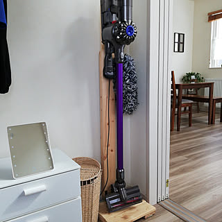 ダイソンスタンド DIYのインテリア・手作りの実例 ｜ RoomClip（ルームクリップ）