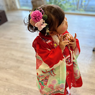 ひなまつり 髪飾り付き 羽子板飾り 七五三 着物 ひな祭り 和 ひなまつり 髪飾り付き 羽子板飾り 七五三 着物 ひな祭り 和
