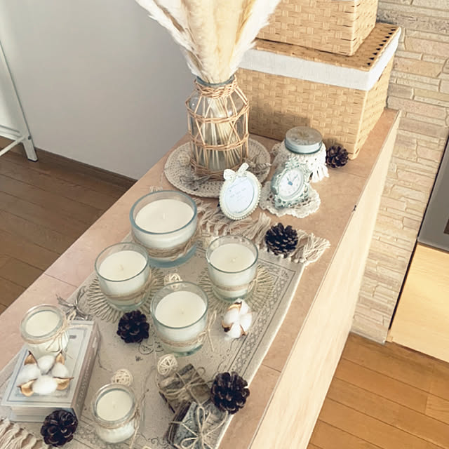 【写真付きレビュー】IKEA イケア アロマキャンドル グラス入り バニラ ライトベージュ 20 時間 JAMLIK イェムリーク 305. ...