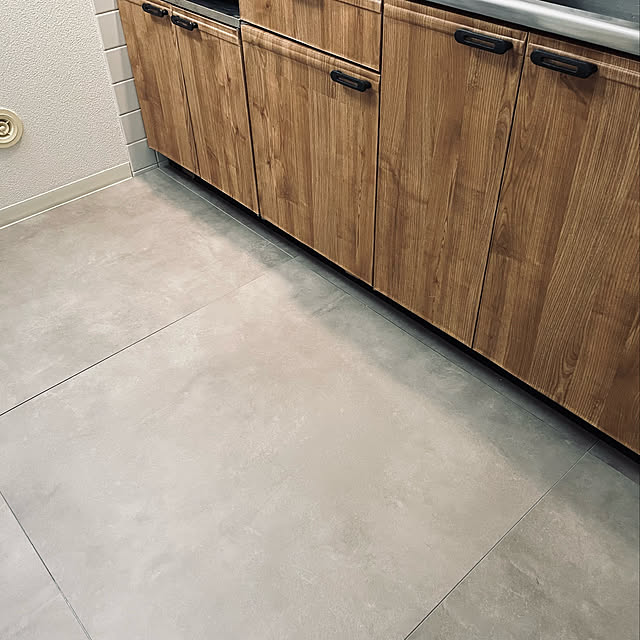 【無料サンプルあり】 サンゲツ フロアタイル ワイドモルタル Aサイズ 石目調 床材 ケース売り IS2070A IS2071 AIS2072A IS2073A IS2074A IS2075A ...