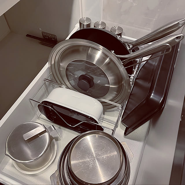 【KEYUCA公式店】ケユカ Fadalo フライパン＆鍋蓋スタンド ワイド[フライパンラック フライパン立て 鍋蓋立て キッチン収納 キッチン雑貨 滑り止め付き オシャレ モダン シンプル ...