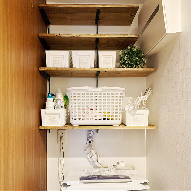 ロイヤル 棚柱 ASF-1ブラック 900mm チャンネルサポート - 通販 | 家具とインテリアの通販【RoomClipショッピング】