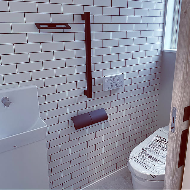 【写真付きレビュー】LIXIL(リクシル) Interio手すりスクエアタイプ 棒 L=600(30×30) ブラック AB-STA060-MAXFの通販商品&口コミ情報 | RoomClip ...