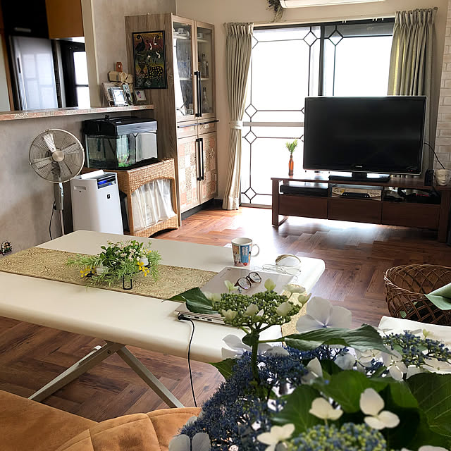 【写真付きレビュー】壁紙 クロス のり付き壁紙 リリカラライト ウッド&ストーン LL-5227 2019-2022*LL-5227の通販商品&口コミ情報 | RoomClipショッピング