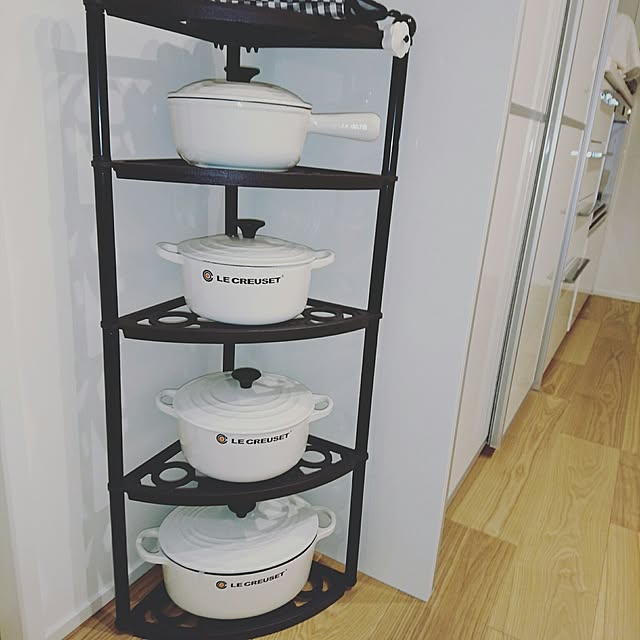 【Le Creuset ルクルーゼ ポットスタンド 5-Tier Cast-Iron Cookware Stand】のレビュー・クチコミとして ...