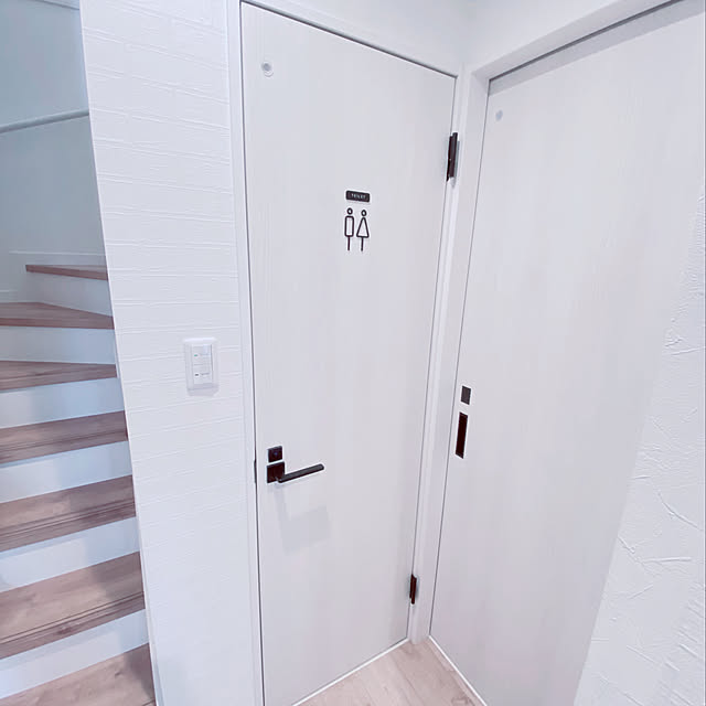 【写真付きレビュー】【メール便ok】restroom Sign 2p Moheim モヘイム 【トイレサイン 黒 ブラック 白 ホワイト 男