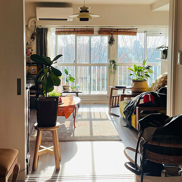 【写真付きレビュー】イケア 【IKEA Original】SKOGSTA -スコグスタ- イス スツール アカシア材 45 cmの通販商品 ...