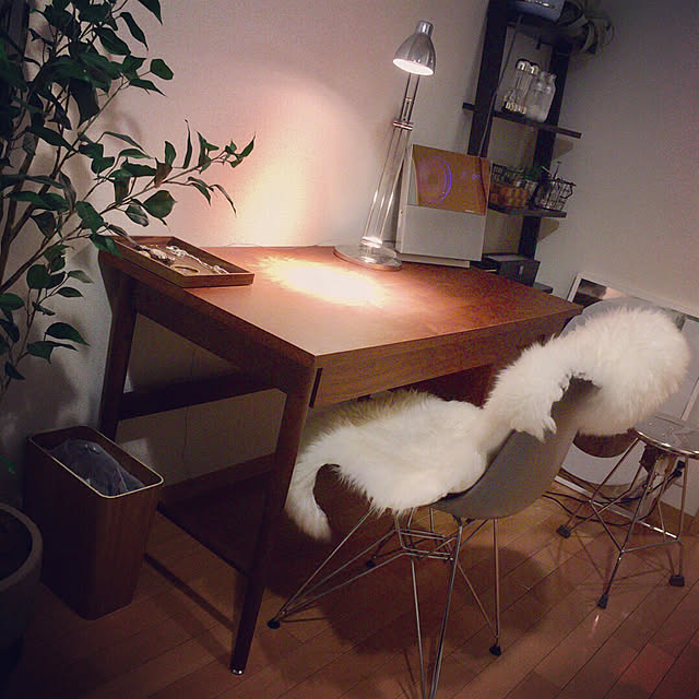 【写真付きレビュー】EMT-2063BR 市場家具 ichiba emo. Desk エモ デスク机シンプル木製 ウォールナット ブラウン ...