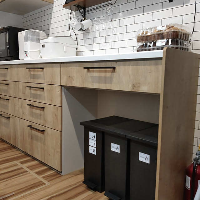 【写真付きレビュー】【KEYUCA公式店】【送料無料】ケユカ arrots ダストボックスII ゴミ箱 27L ブラック 2個セット|おしゃれ キッチン スリム 黒 キャスター付き 分別 ...