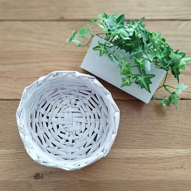 机/ダイソー/カレンダー/100均/ハンドメイド...などのインテリア実例 - 2024-03-12 09:07:26 ｜ RoomClip（ルームクリップ） | RoomClip（ルームクリップ）