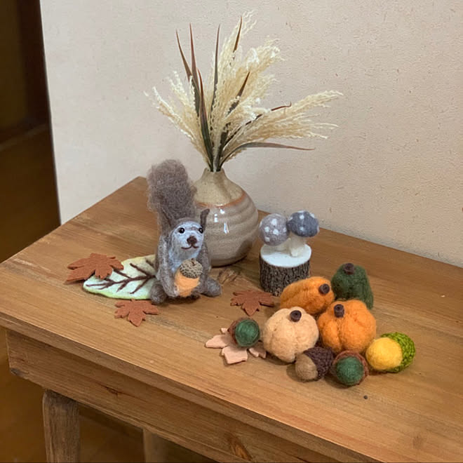 フェルト雑貨/すすきフェイク/ハロウィンディスプレイ/ハロウィン/salut!...などのインテリア実例 - 2022-09-23 18:22 ...