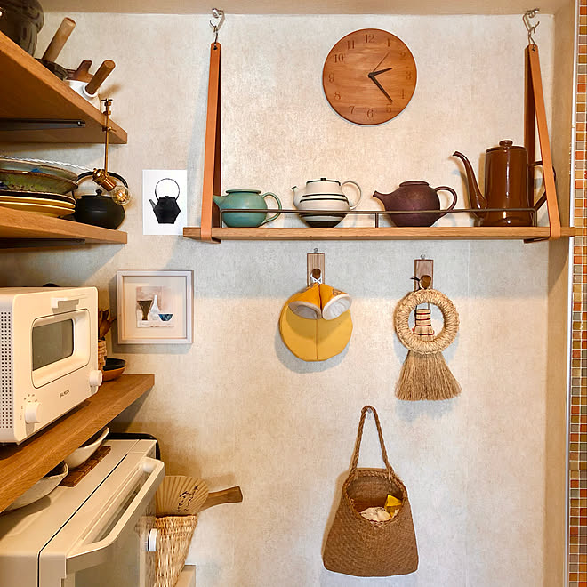 中島真由美さんの絵画/ババグーリ/ポストカード/見せる収納棚/ウォールシェルフDIY...などのインテリア実例 - 2022-10-26 18:14:12 ｜ RoomClip（ルームクリップ）