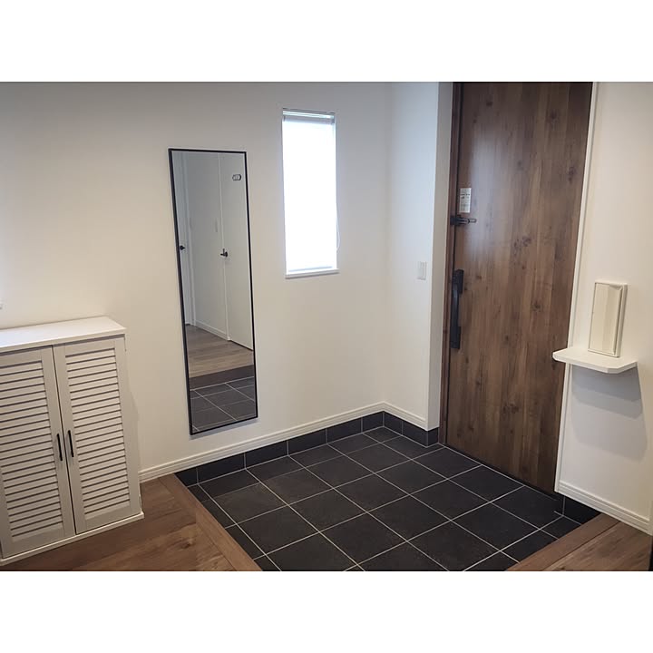 玄関/入り口 姿見鏡のおすすめ商品とおしゃれな実例 ｜ RoomClip（ルームクリップ）