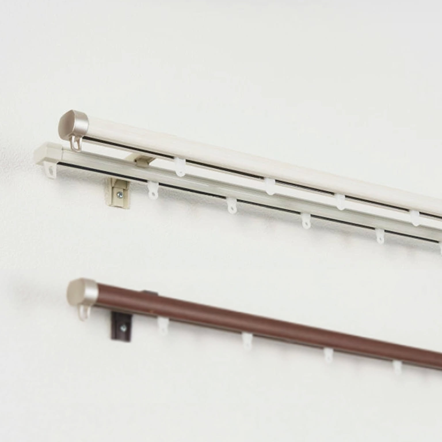 伸縮式カーテンレール リネア TOSO トーソー S2.0〜3.0m用 W2.0〜3.0m用 木目ブラウン/木目ホワイト 1セット - 通販 | 家具とインテリアの通販【RoomClipショッピング】