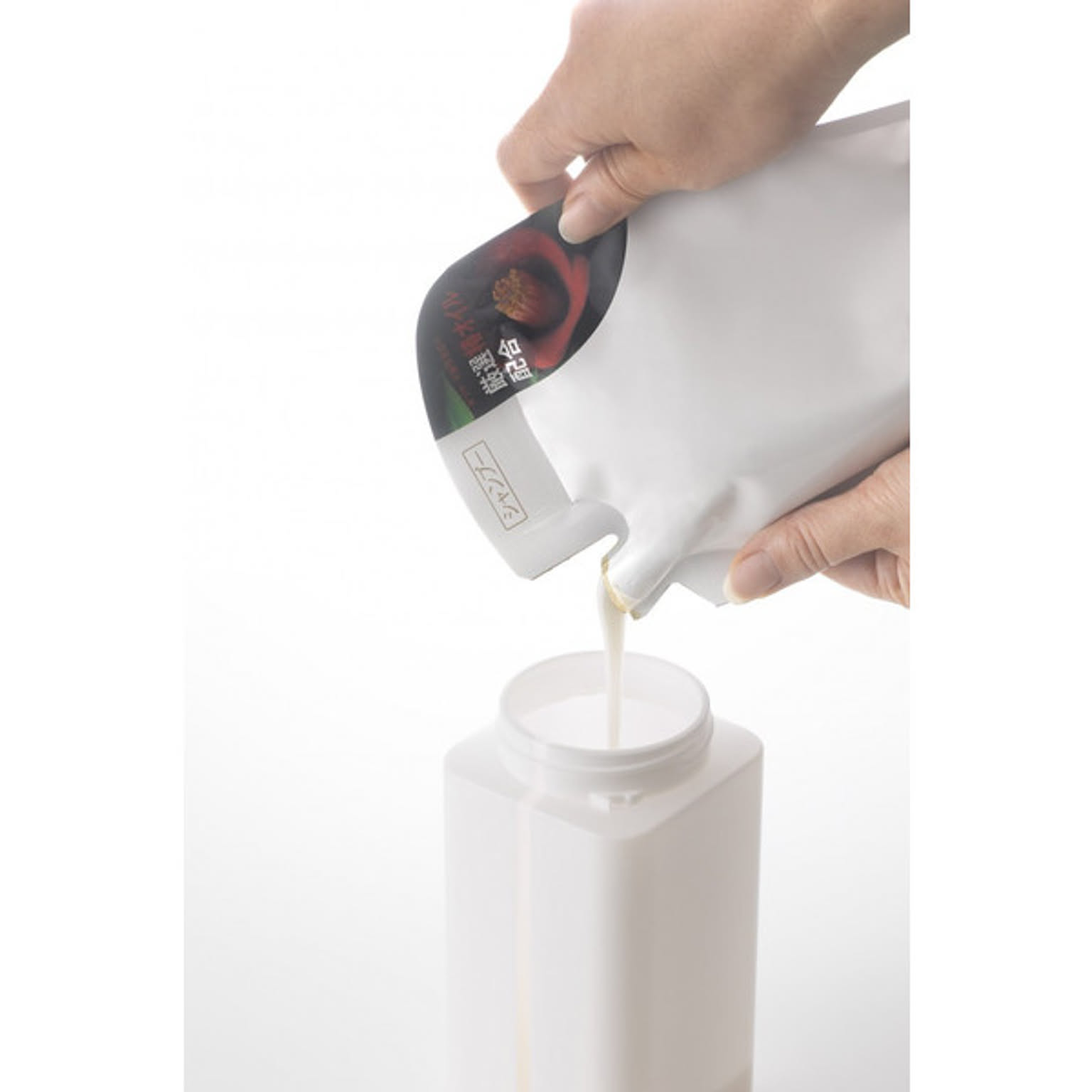 岩谷マテリアル RETTO ディスペンサー L RETDSL I'mD シャンプー - 通販 | 家具とインテリアの通販【RoomClipショッピング】