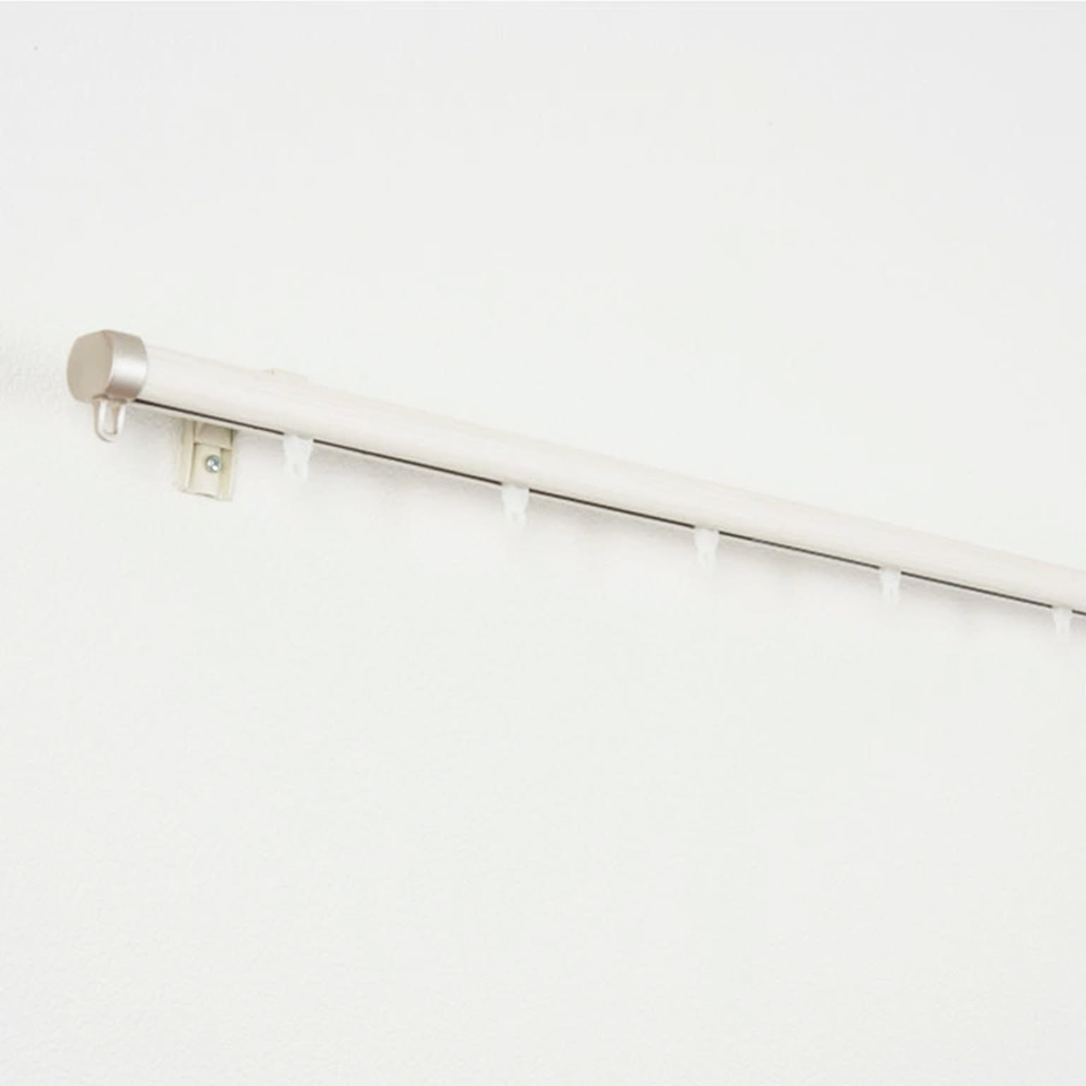 伸縮式カーテンレール リネア TOSO トーソー S2.0〜3.0m用 W2.0〜3.0m用 木目ブラウン/木目ホワイト 1セット - 通販 | 家具とインテリアの通販【RoomClipショッピング】