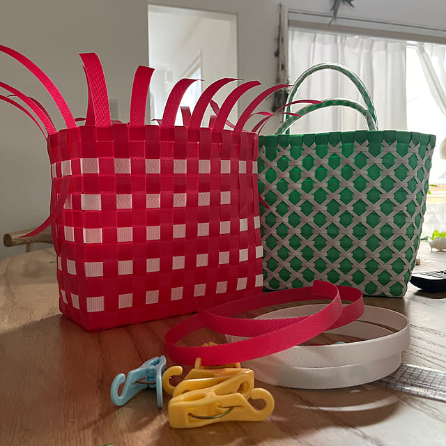 軽量で水にも強いのがうれしい！人気のPPバンドを使った手作りアイデア集 | RoomClip mag | 暮らしとインテリアのwebマガジン