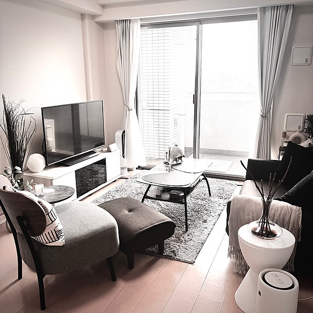 【写真でルームツアー】1DKでも快適なリビングのある暮らし。Yumiさんのお家をご紹介！ | RoomClip mag | 暮らしとインテリアのwebマガジン